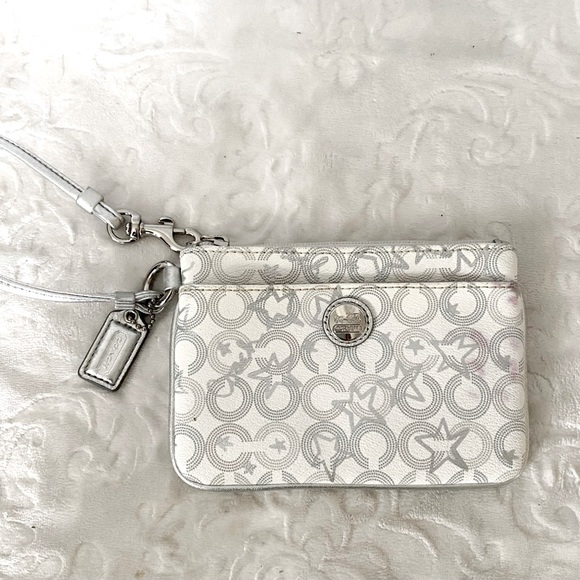 Coach | Bags | Coach Poppy Star Signature Wristlet | Poshmark